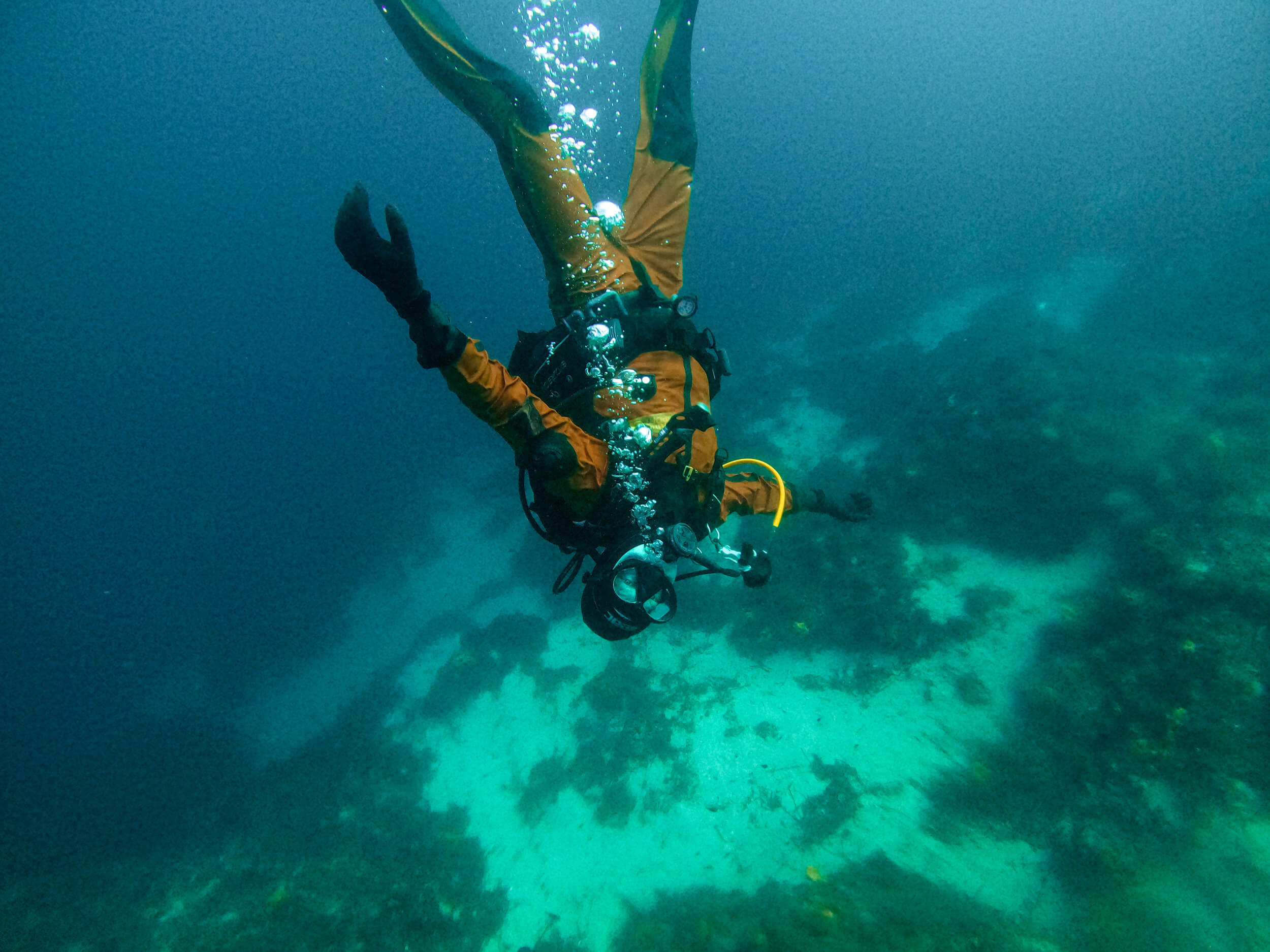 Dry Suit Diver – Scuba Diving Solutions